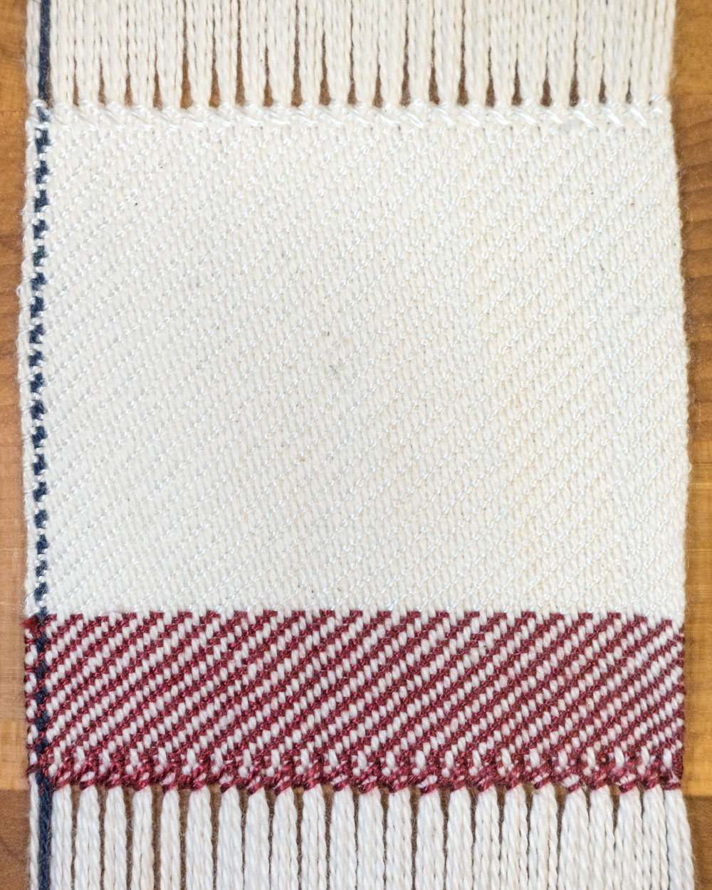 Exploratory weaving sampler